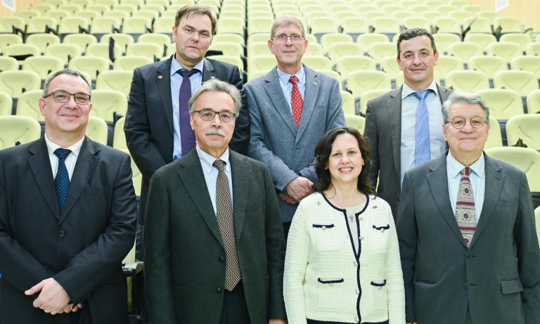 Seminar bilateral România-Grecia - Earthquake and Geotechnical ...